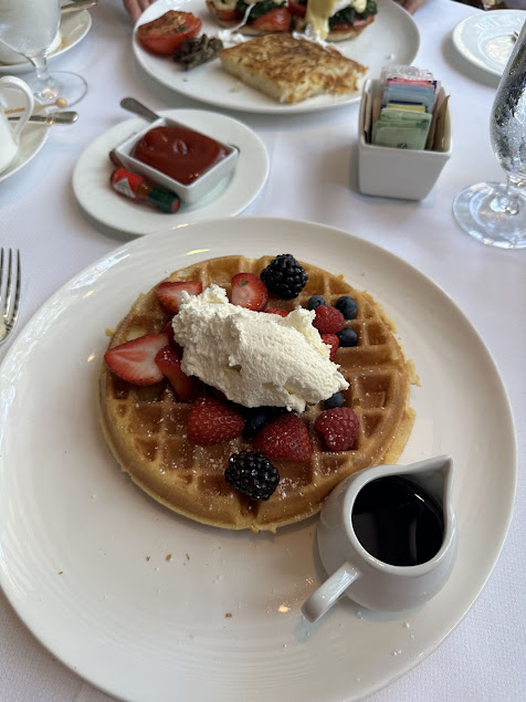 Polo Lounge Restaurant Menu | Fine Dining at The Beverly Hills Hotel